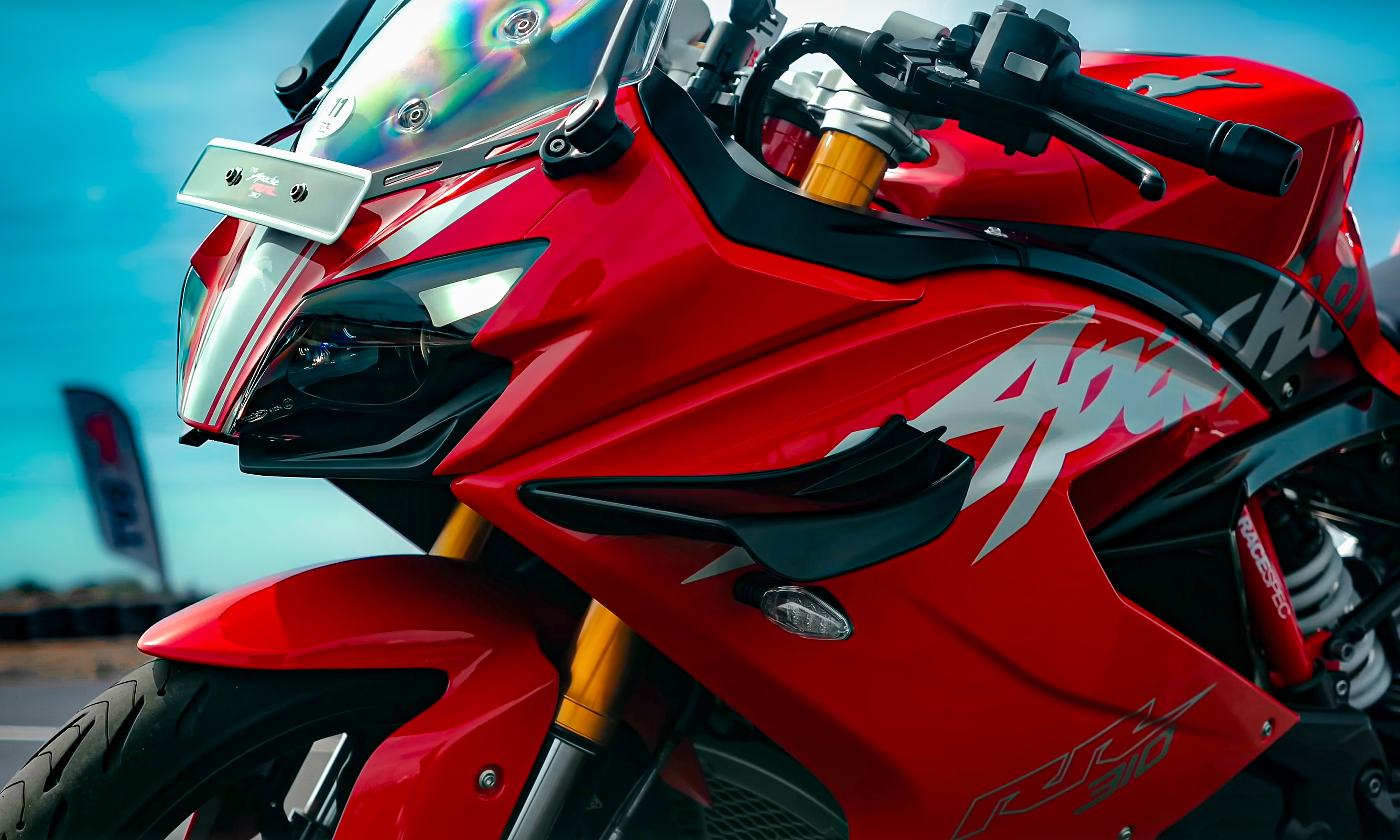 TVS Apache RR 310 2025 – Price, Specs, Mileage & Features